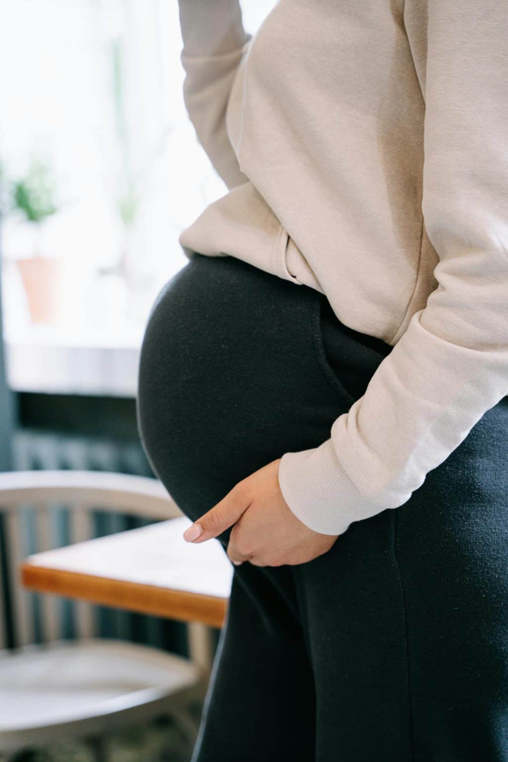 18 Places to Find Maternity Clothes That Help You Look and Feel ...